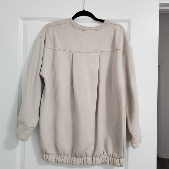 Zara | Tops | Zara Comfy Oversized Sweatshirt With Back Pleat | Poshmark